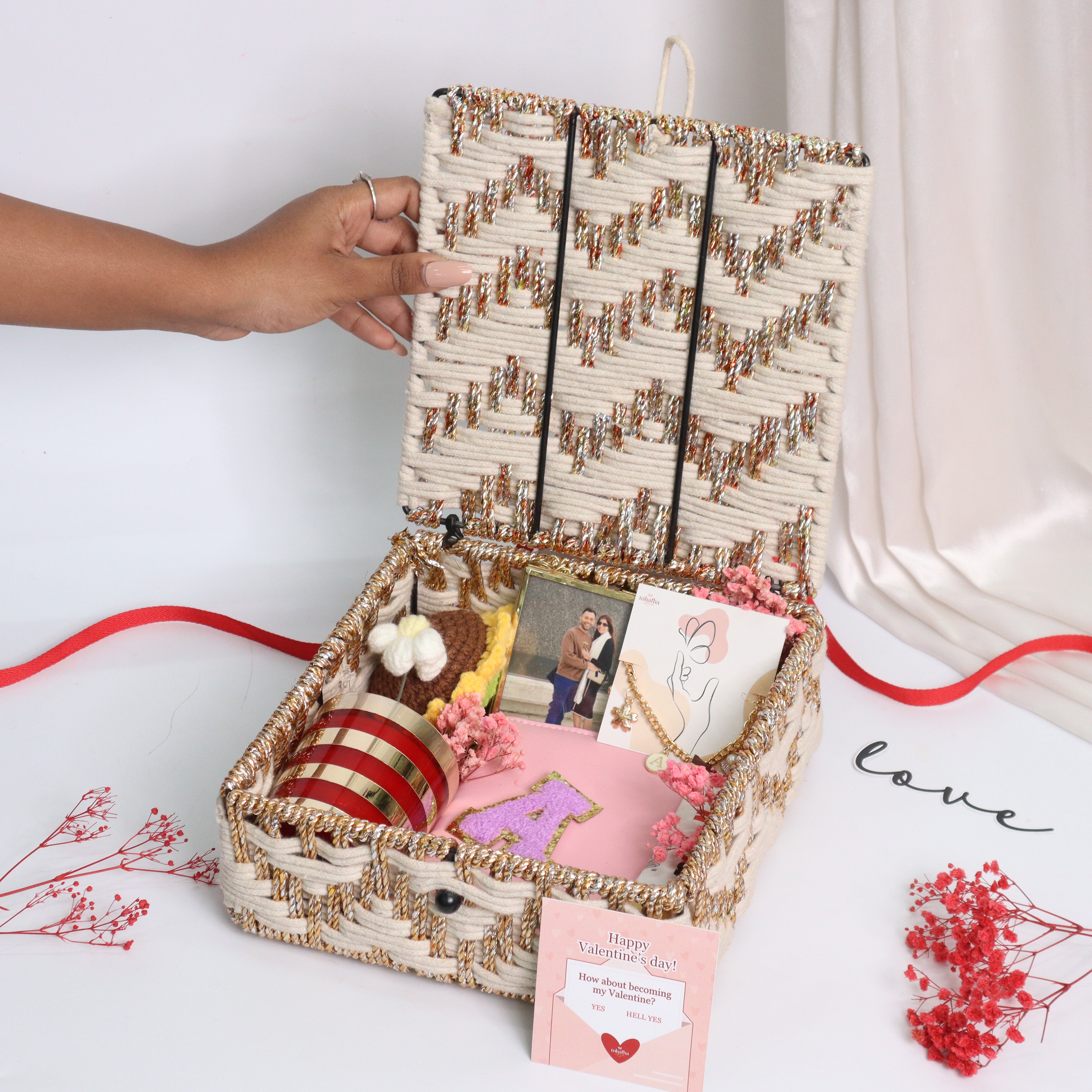 Timeless Treasure Box – Tohafha